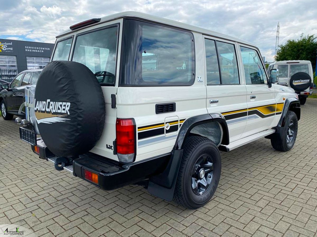 Toyota Land Cruiser J76 - Der zeitlose Klassiker