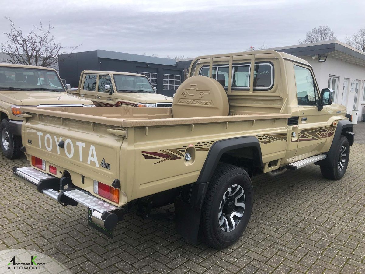 Toyota Land Cruiser J79 singel cab - Das Arbeitstier