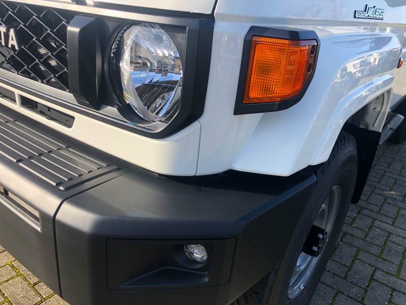 Toyota Land Cruiser J78 - Das Buschtaxi mit 2 x 90 Liter Tanks